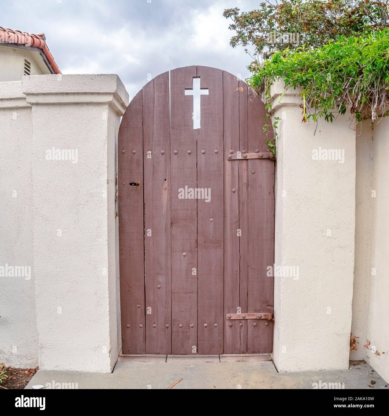 Ancient small church gate detail hi-res stock photography and images ...