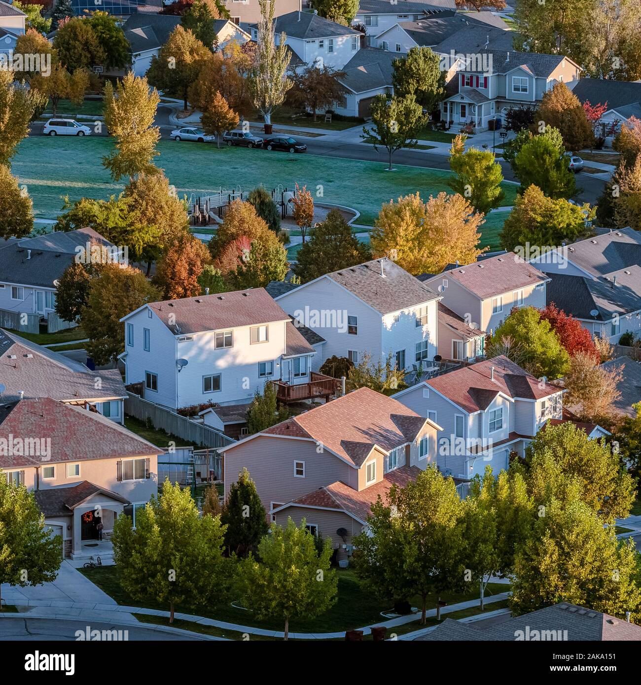 Square Modern urban housing estate with small park Stock Photo - Alamy