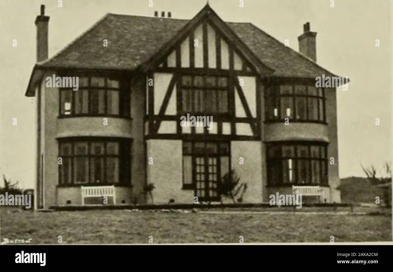 Boiling oil castle hi-res stock photography and images - Alamy