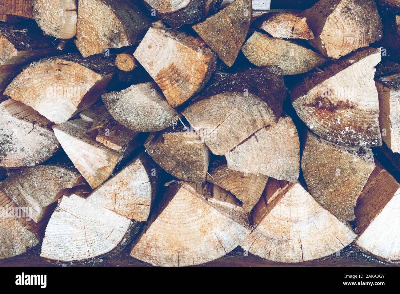 Oak firewoods hi-res stock photography and images - Alamy