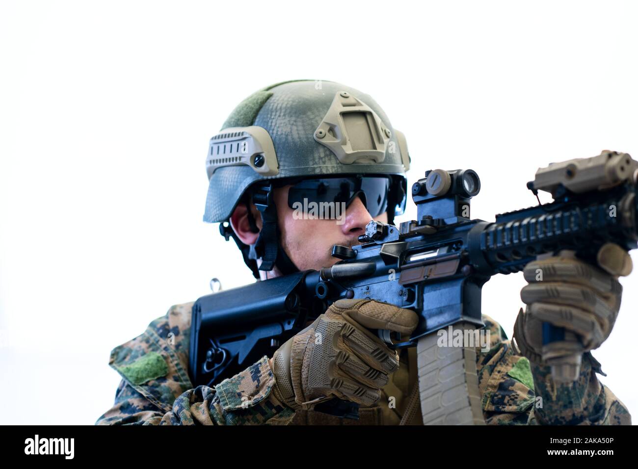 modern warfare american marines soldier in action while sneaking and ...