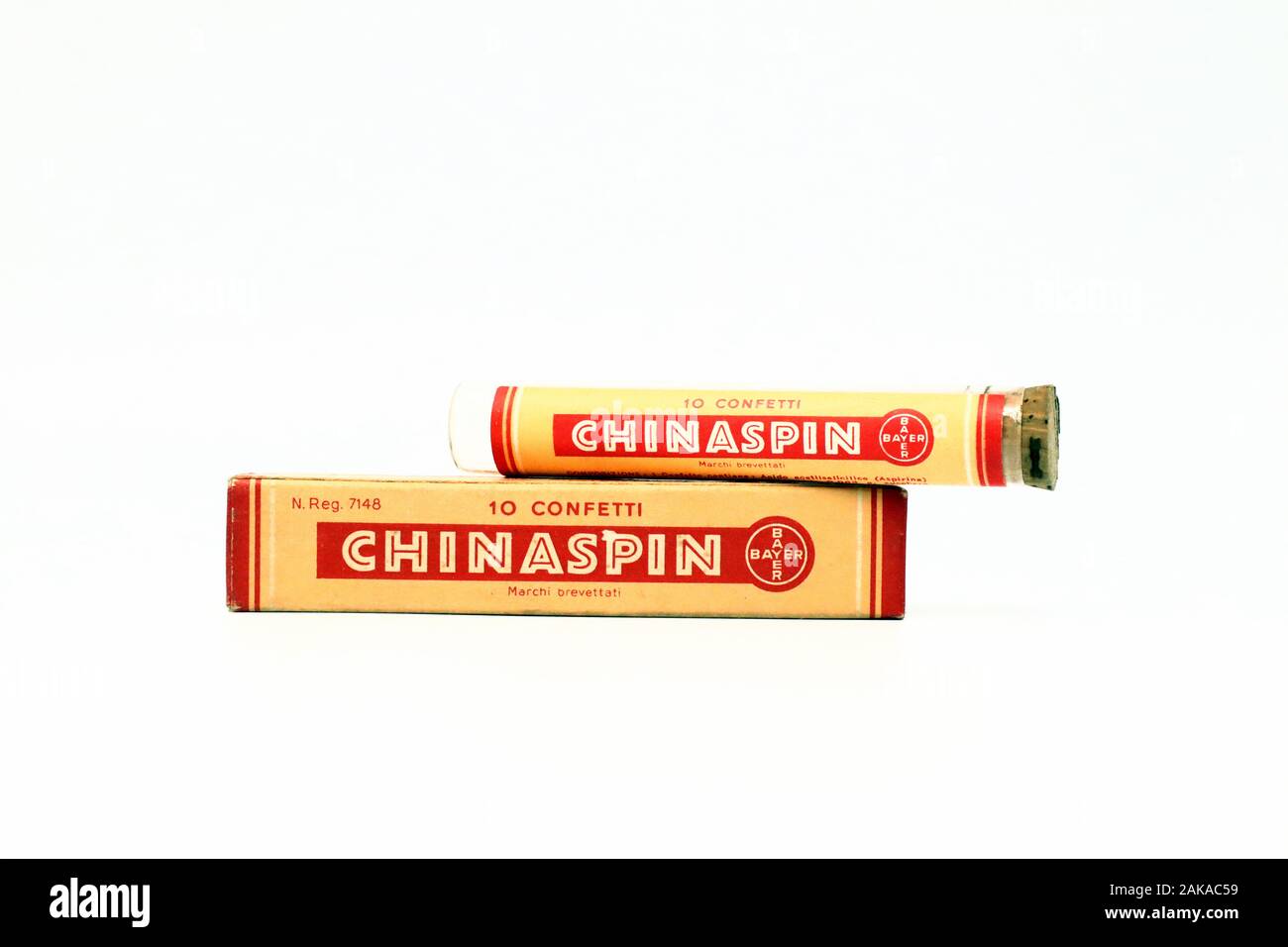 Vintage 1940s CHINASPIN (Aspirin and Quinine) BAYER. Bayer is a German ...