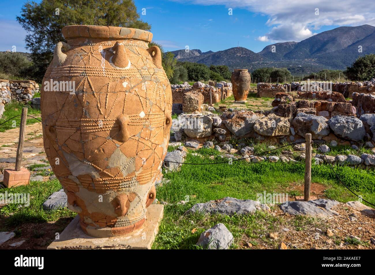 Pithos hi-res stock photography and images - Alamy
