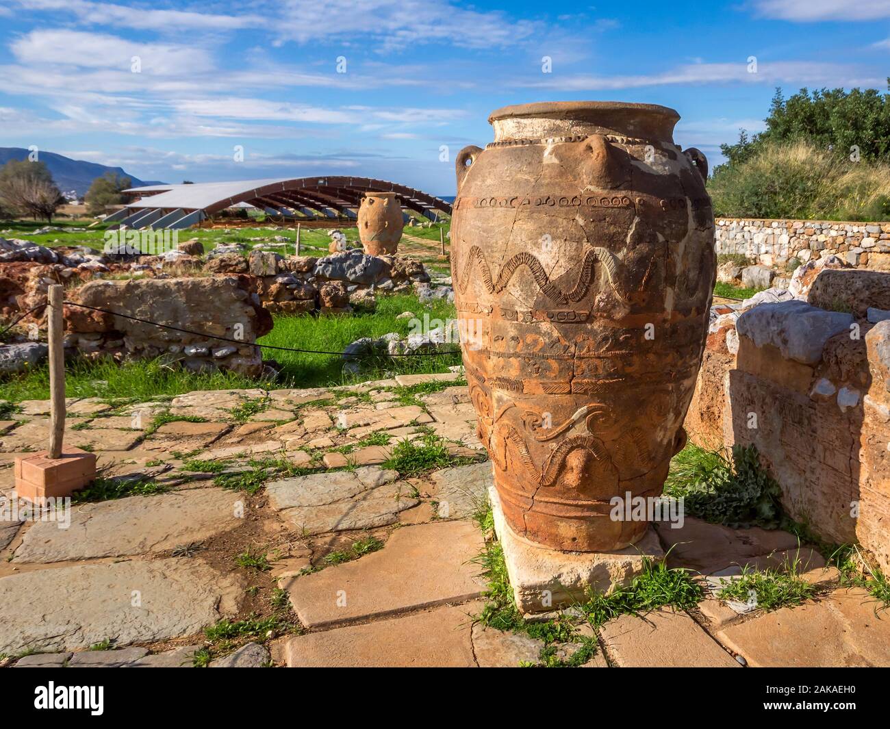Greece. Crete. Minoy pithos Stock Photo - Alamy
