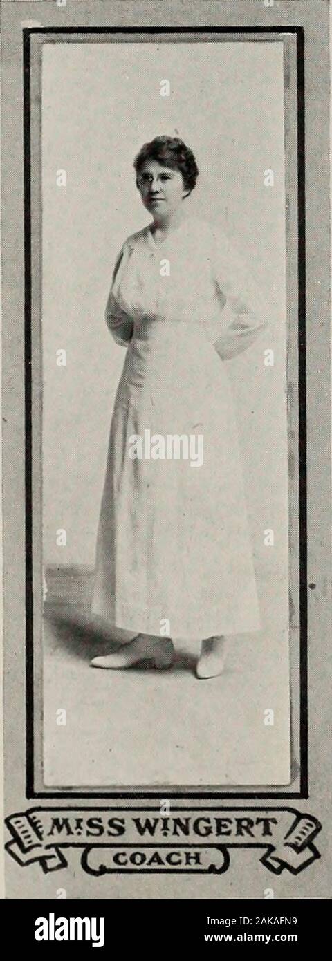 Girlsbasketball hi-res stock photography and images - Alamy