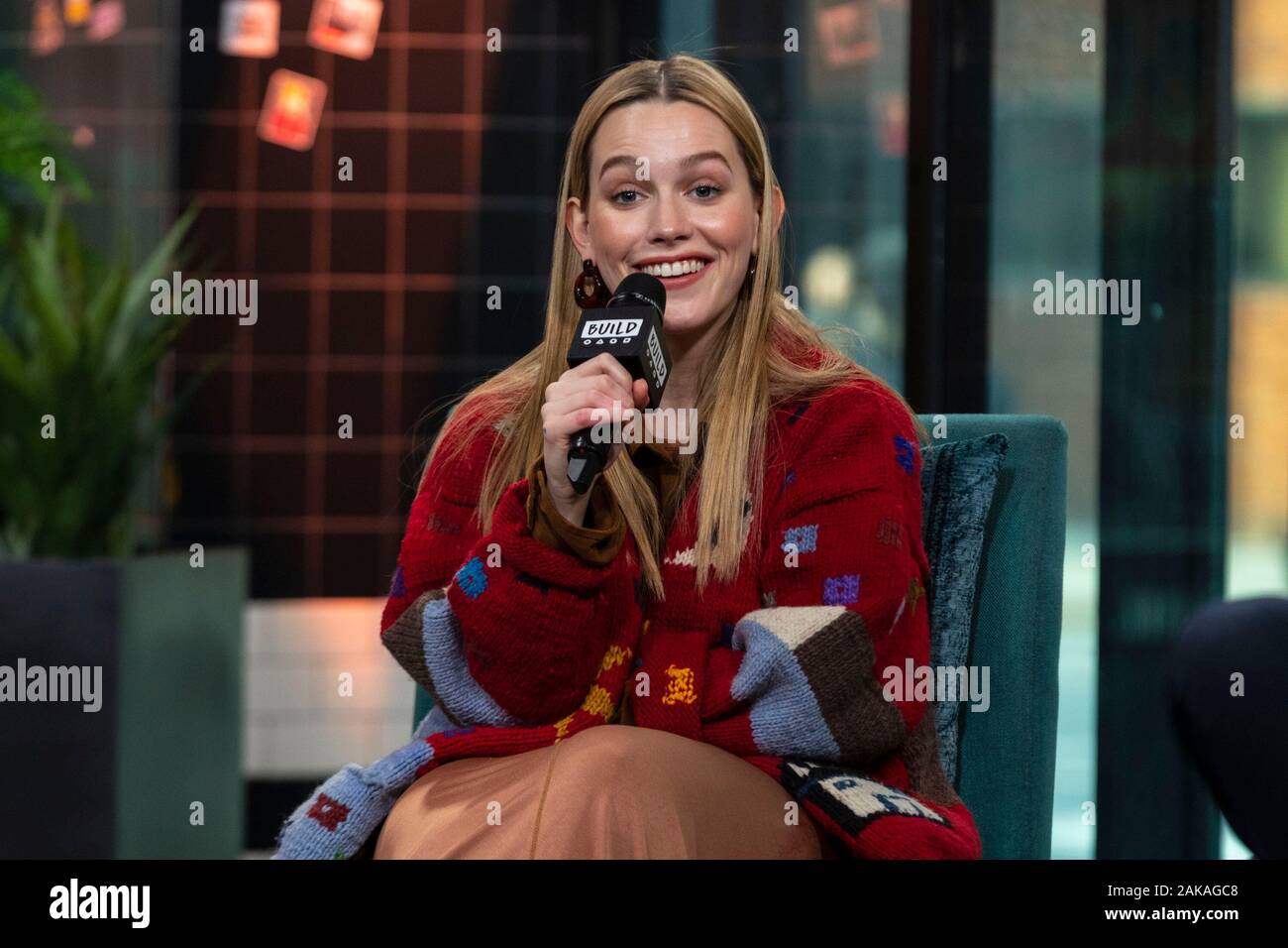 Victoria pedretti 2020 hi-res stock photography and images - Alamy
