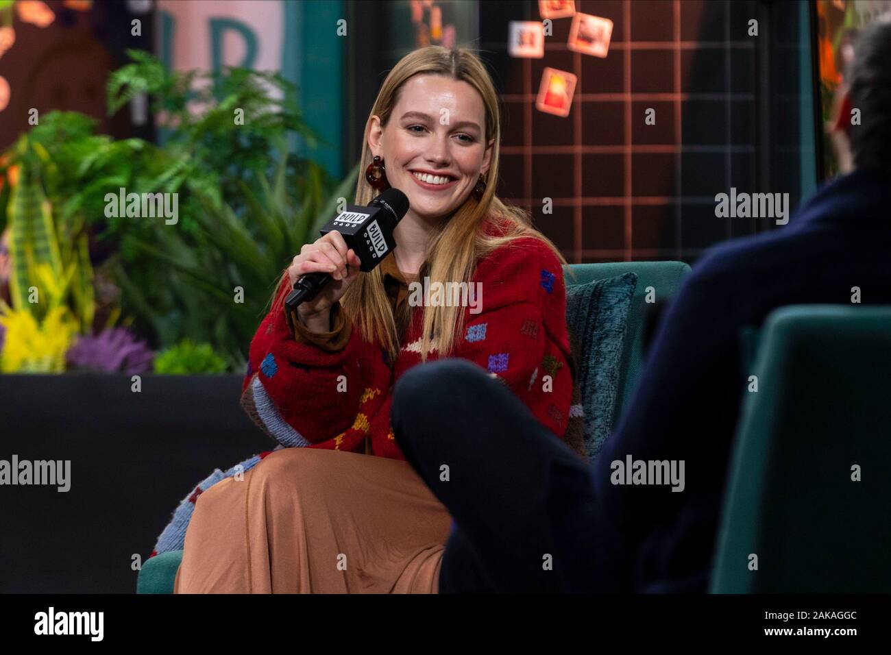 Victoria pedretti 2020 hi-res stock photography and images - Alamy