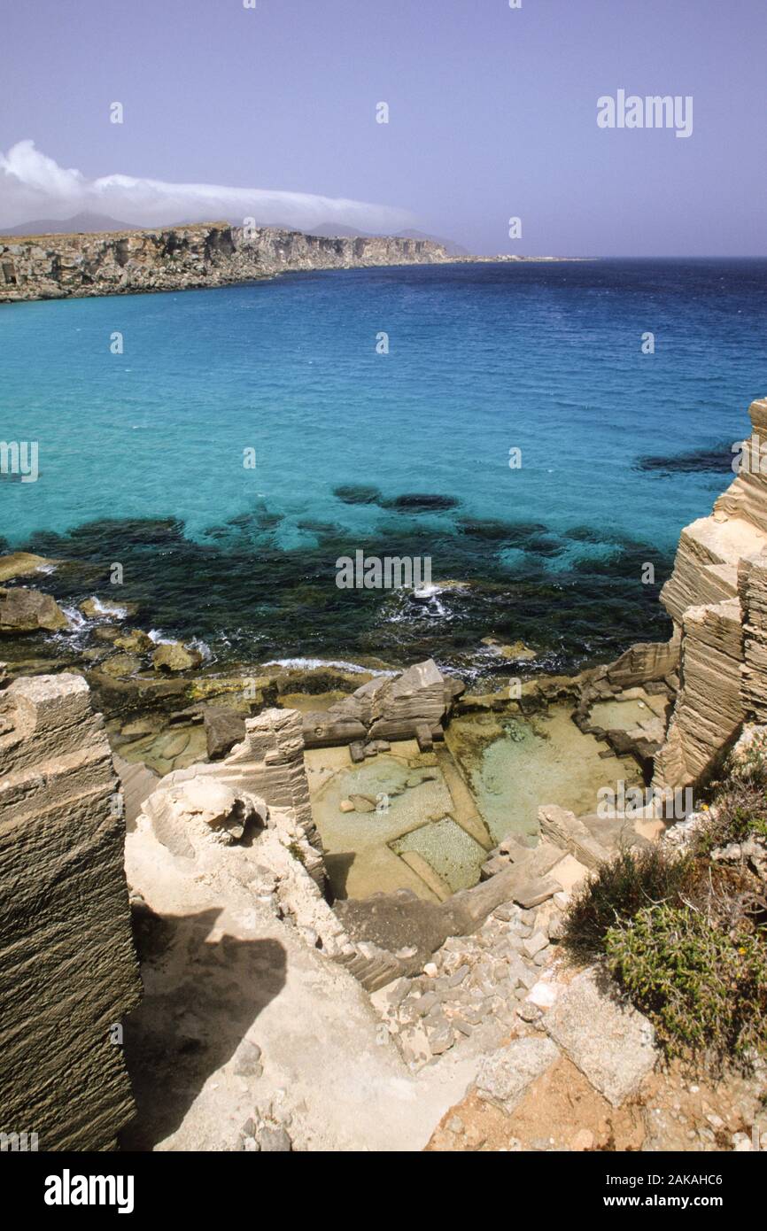 cala rossa, favignana, egadi islands, italy Stock Photo - Alamy