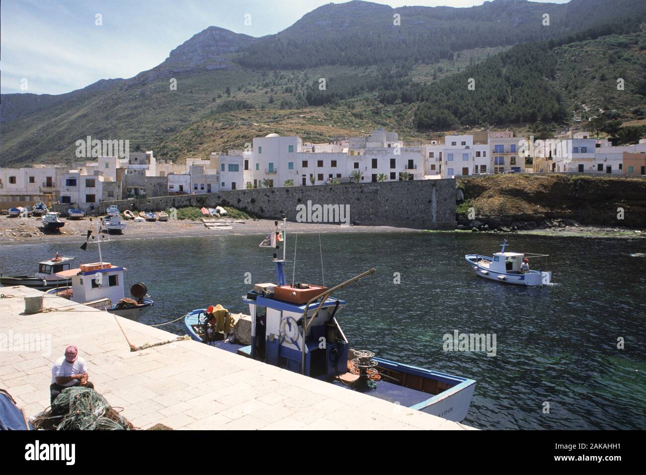 Marettimo harbour hi-res stock photography and images - Alamy