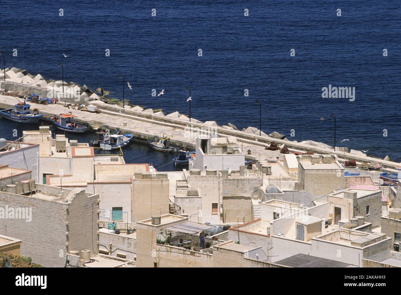 Isola di marettimo hi-res stock photography and images - Alamy