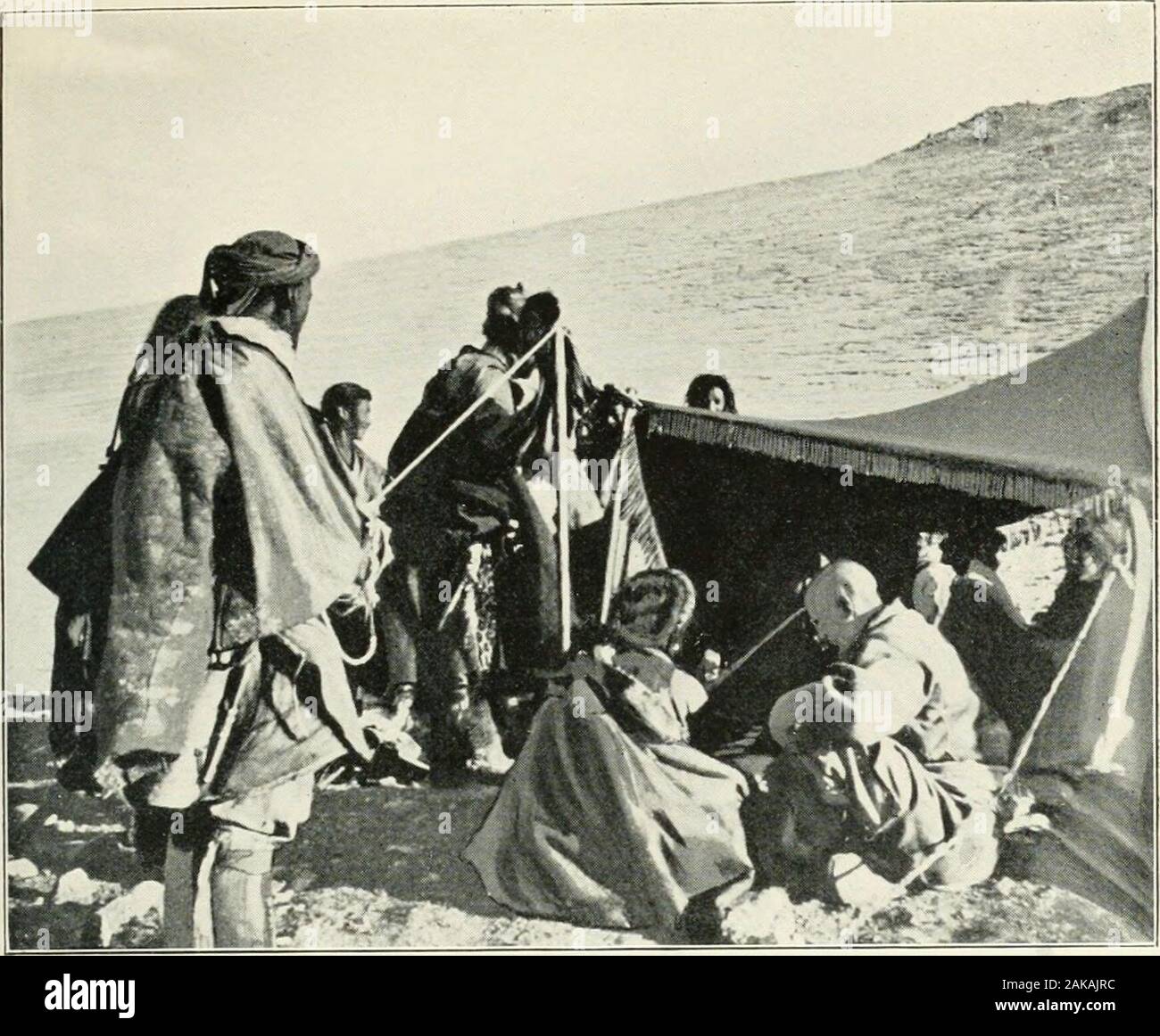 Nomad camps tibet hi-res stock photography and images - Alamy