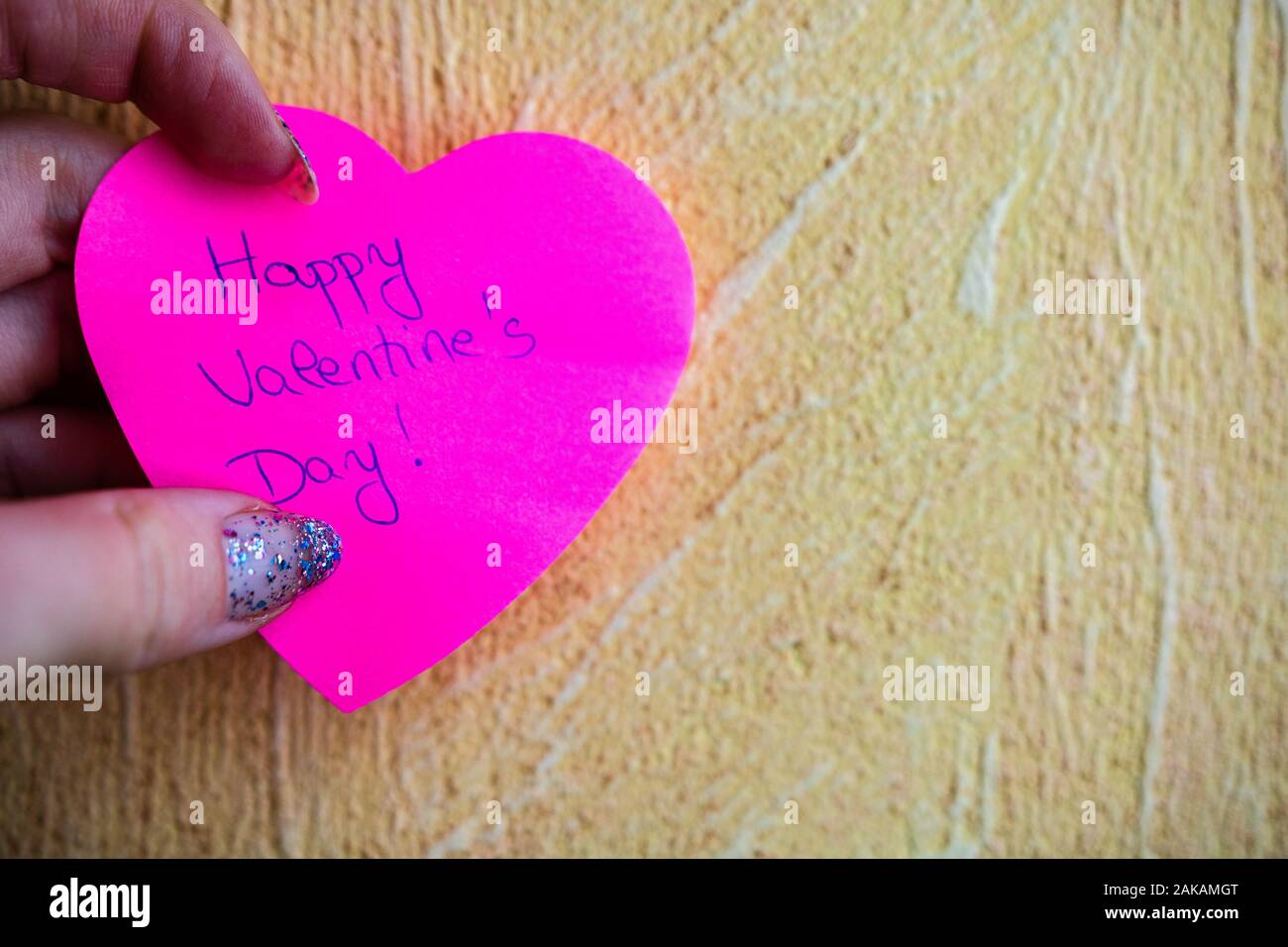 Happy valentines day quotes hi-res stock photography and images - Alamy