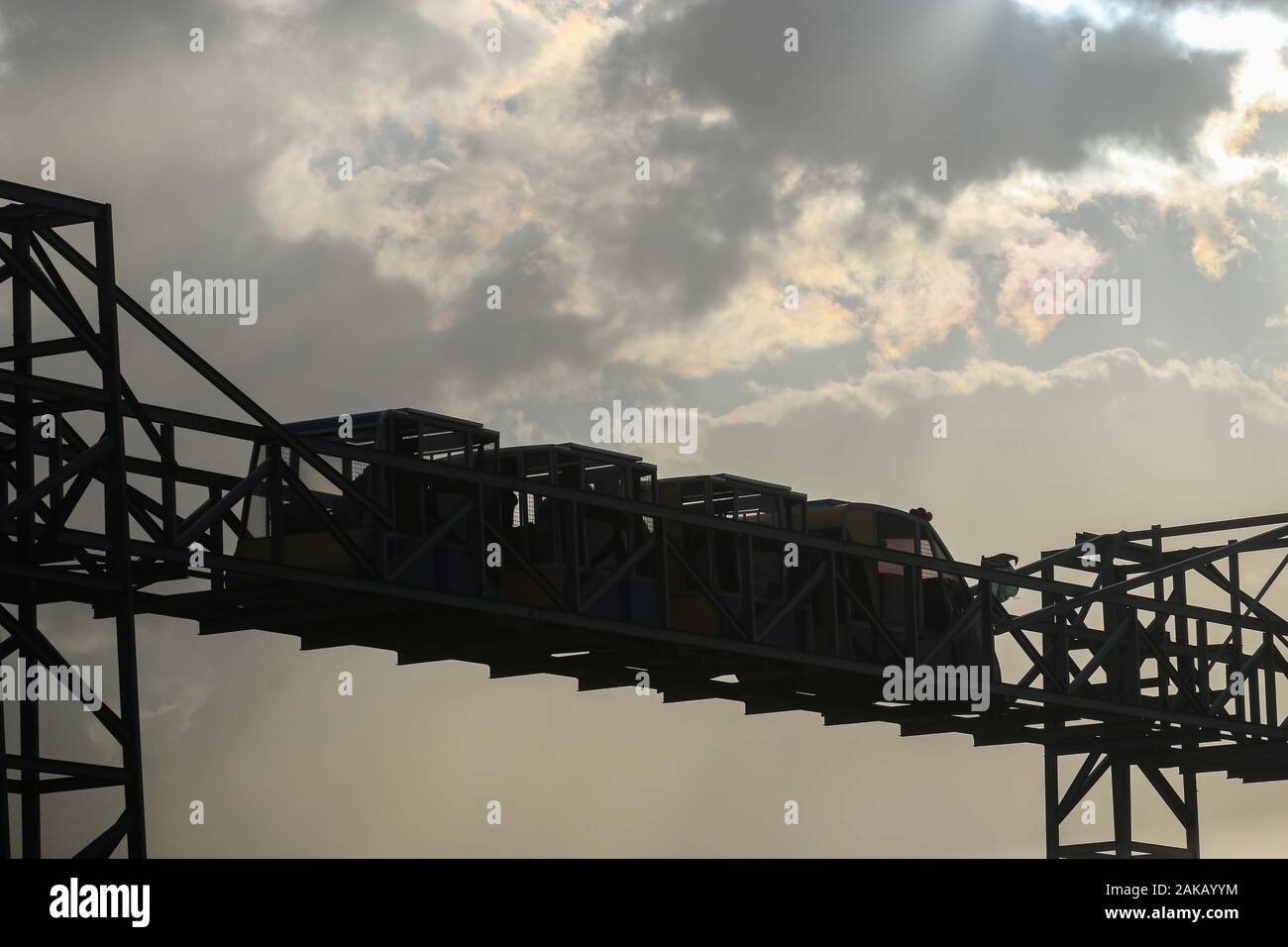 Khan Younis, The Gaza Strip, Palestine. 7th Jan, 2020. Palestinans ride ...