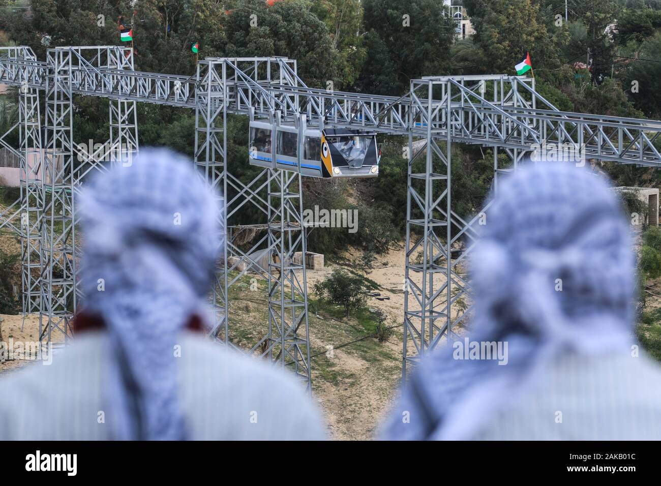 Khan Younis, The Gaza Strip, Palestine. 7th Jan, 2020. Palestinans ride ...