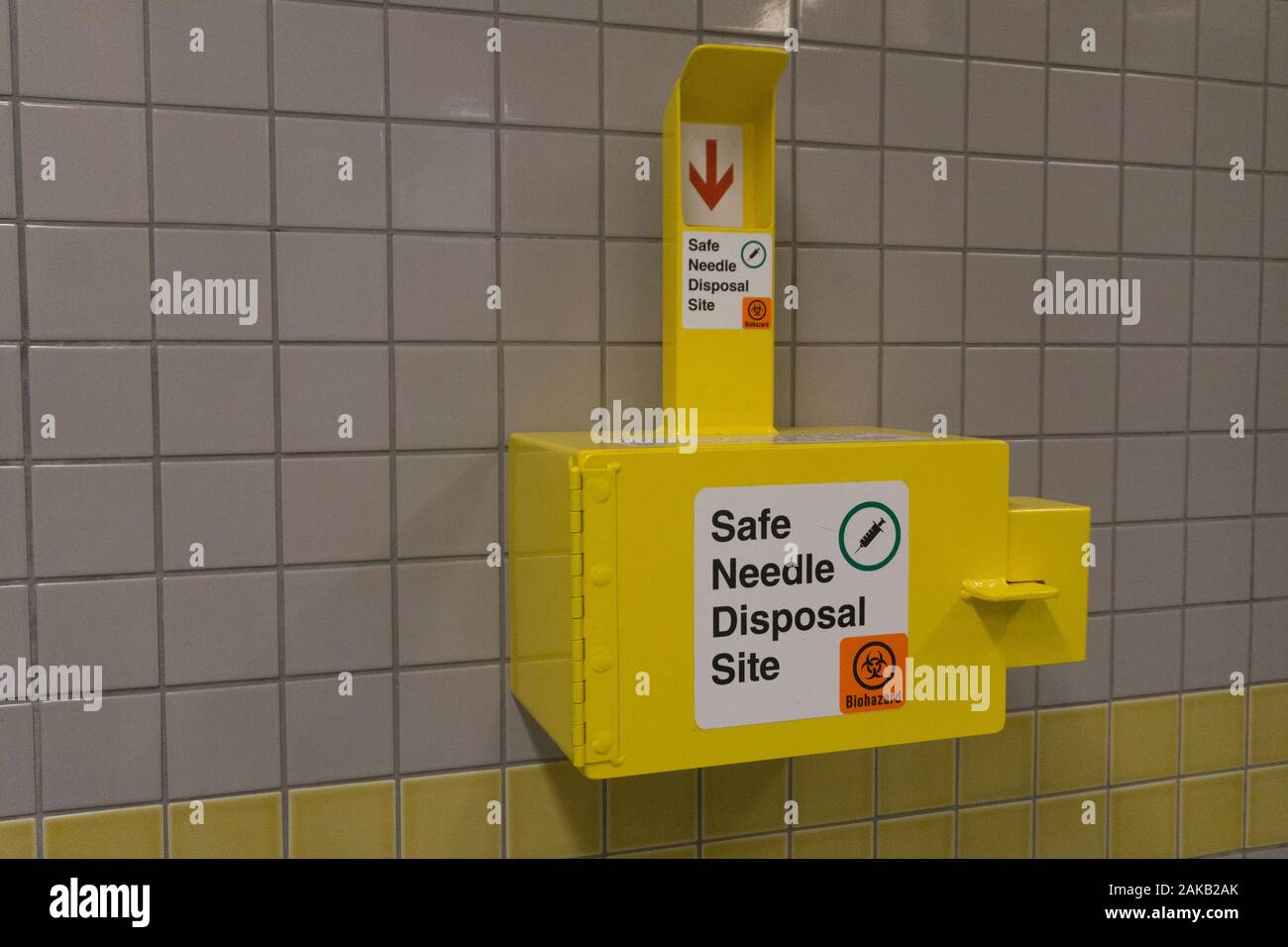 Biohazard waste container hi-res stock photography and images - Alamy