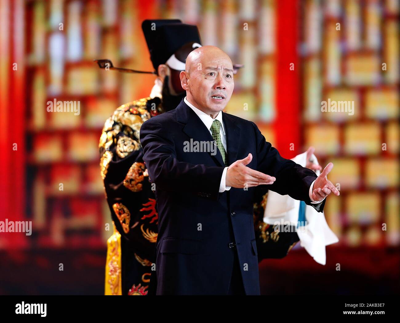 Opera circles hi-res stock photography and images - Alamy