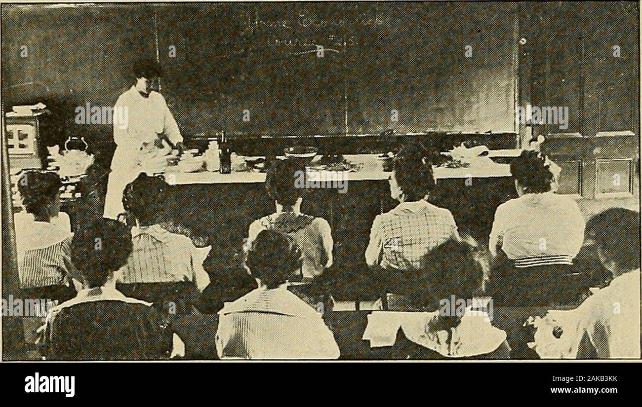 First aid course rural hi-res stock photography and images - Alamy