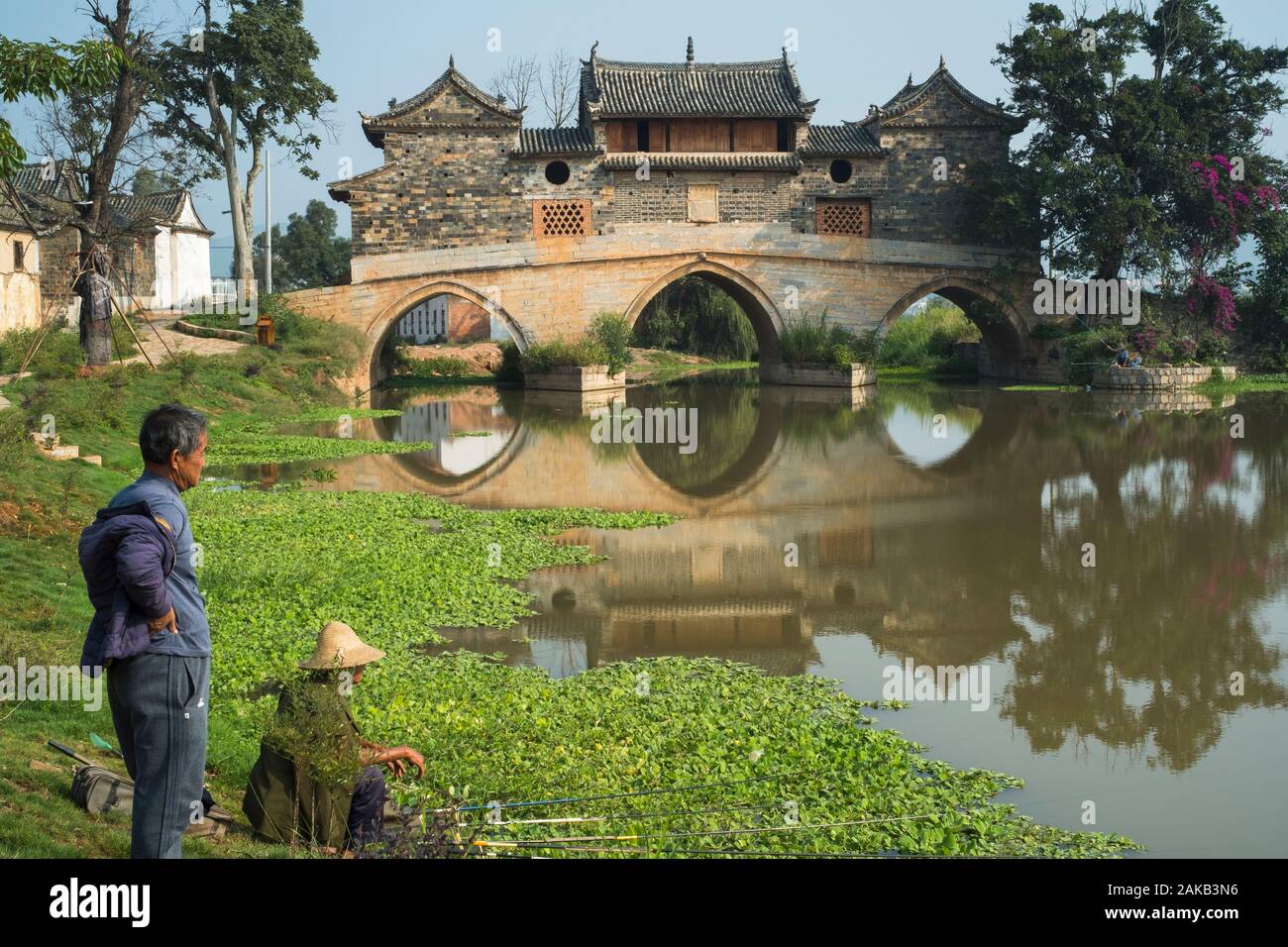 Xianghui Bridge was first built over the Lujiang River in Xinfang ...