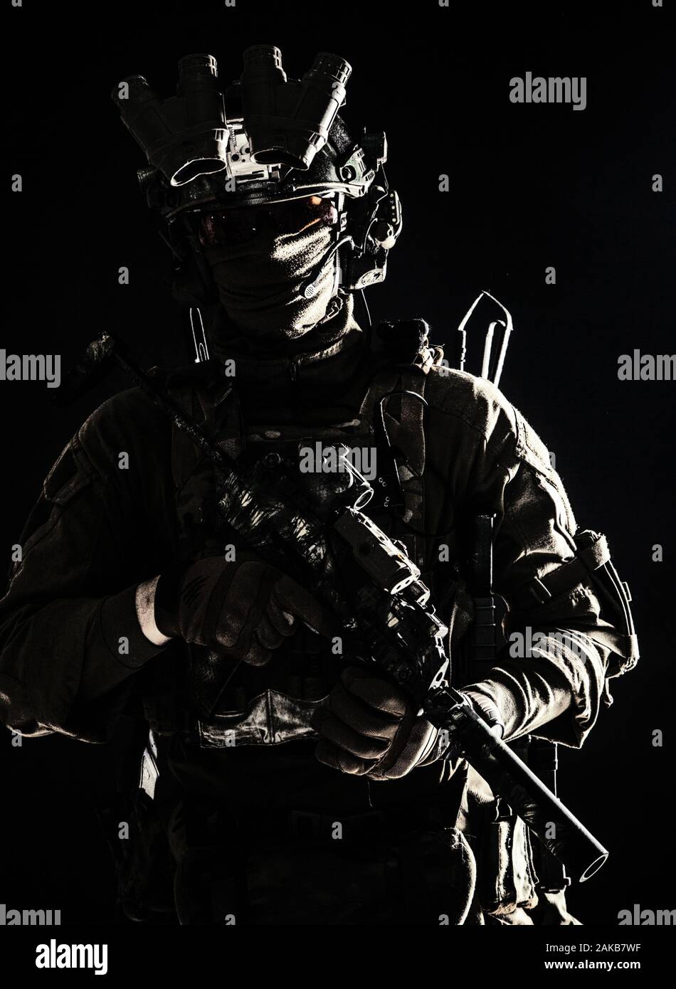 Elite troops hi-res stock photography and images - Alamy