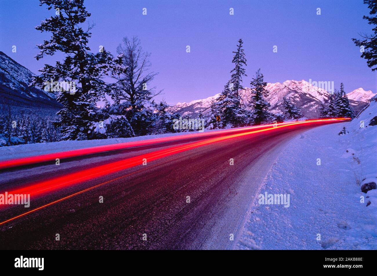 Road in banff national park hi-res stock photography and images - Alamy