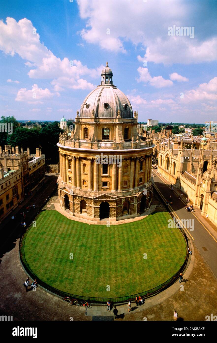 Aerial view of Radcliffe Camera building, Oxford, England Stock Photo ...