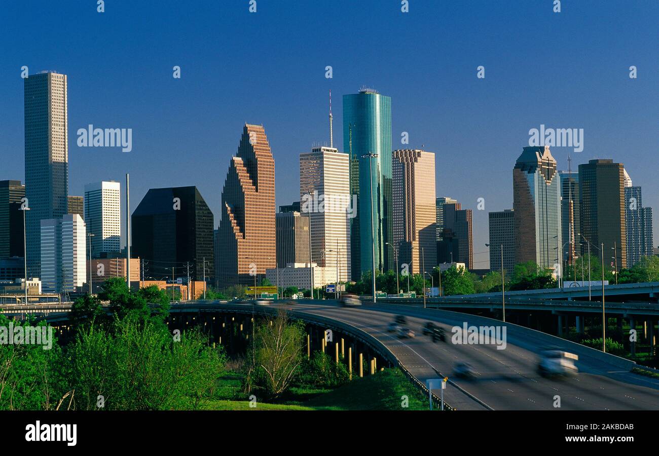 Houston skyline hi-res stock photography and images - Alamy