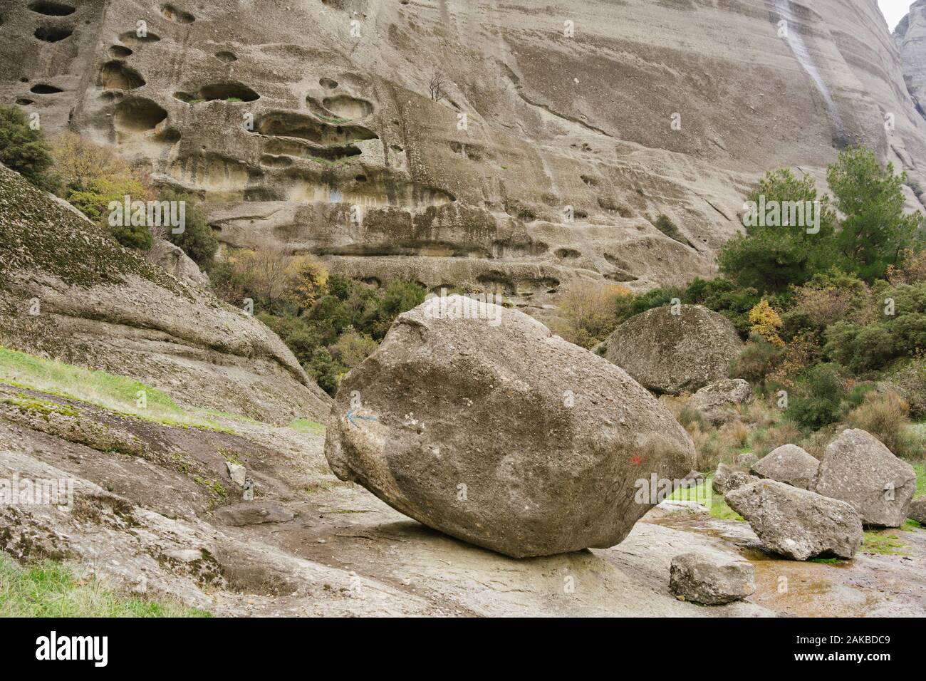 Monk cells hi hi-res stock photography and images - Alamy