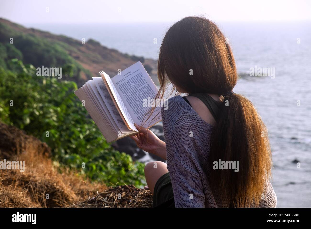 Woman book india hi-res stock photography and images - Alamy