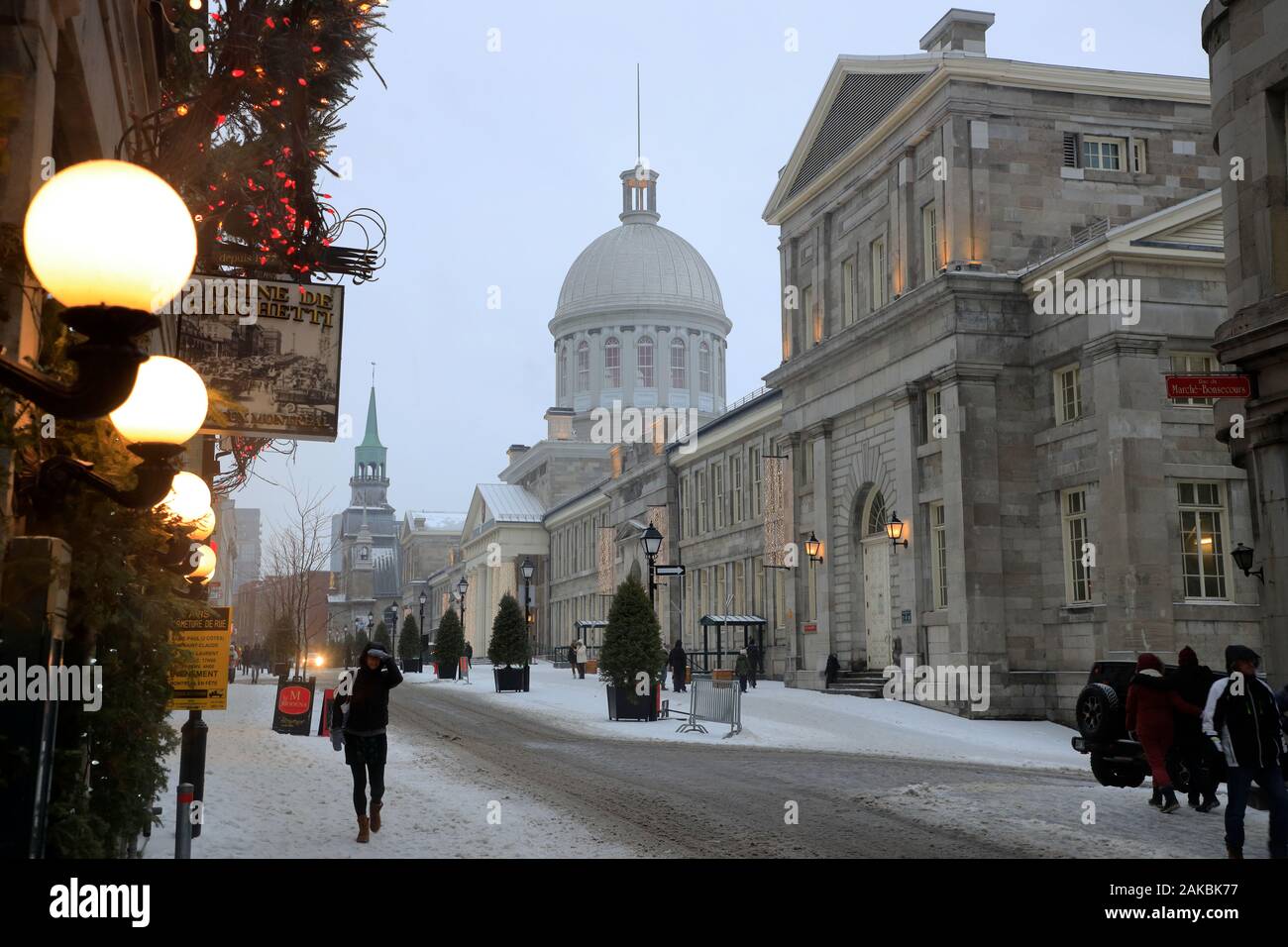 Bonsecours market street hi-res stock photography and images - Alamy