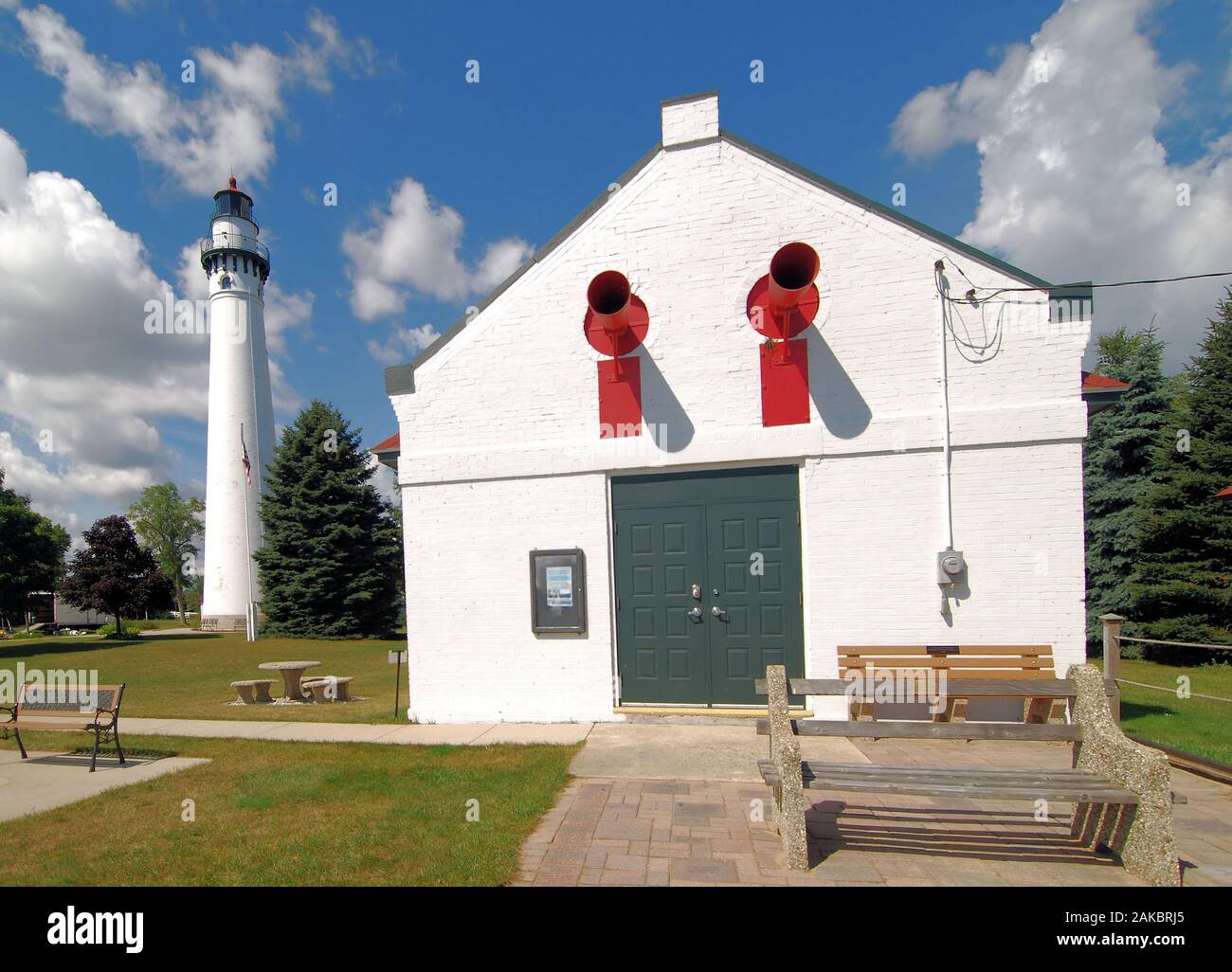 Wind point lighthouse hi-res stock photography and images - Alamy