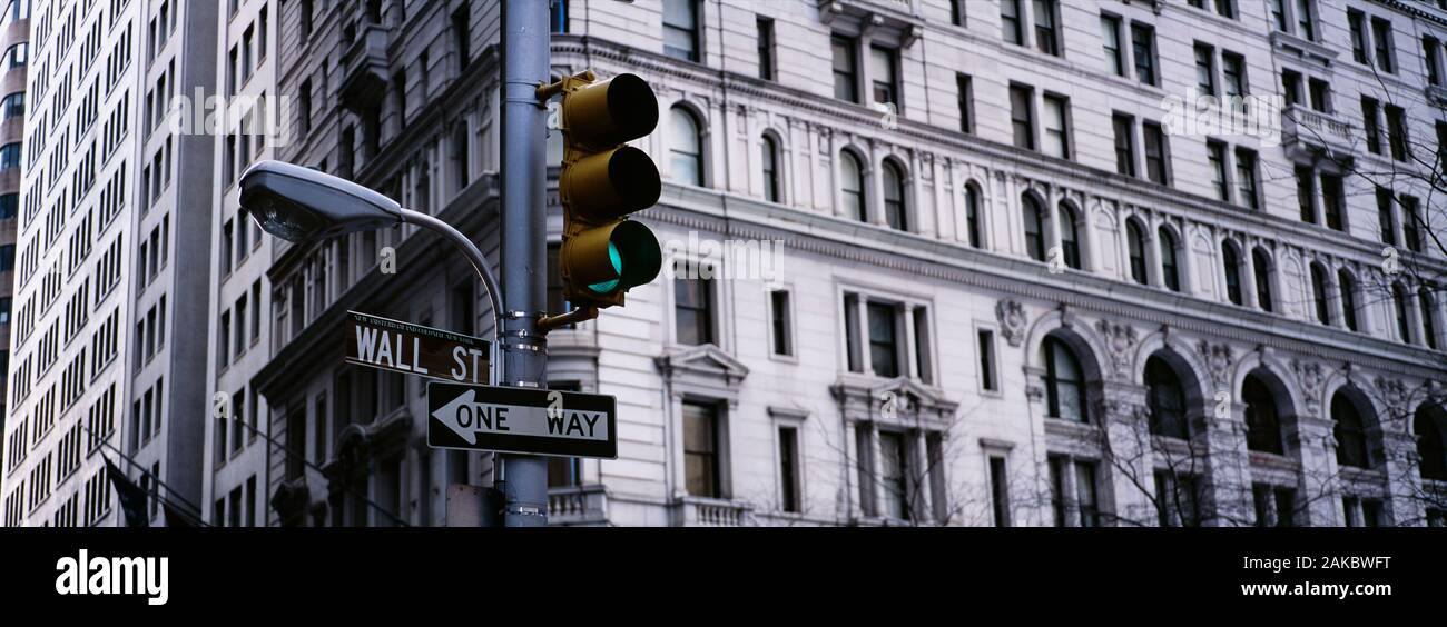 Downtown location sign street light hi-res stock photography and images ...