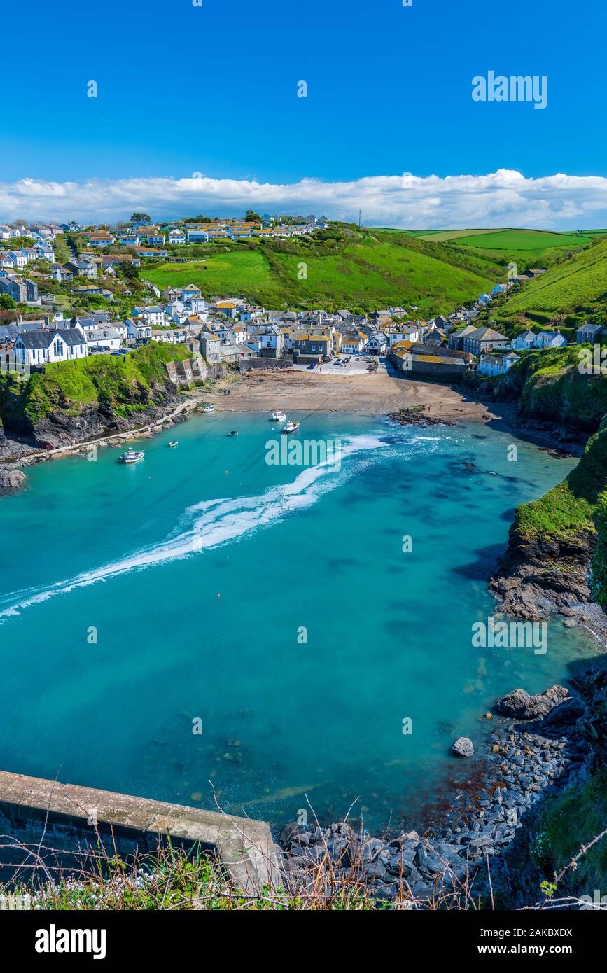 Port isaac cornwall hi-res stock photography and images - Alamy