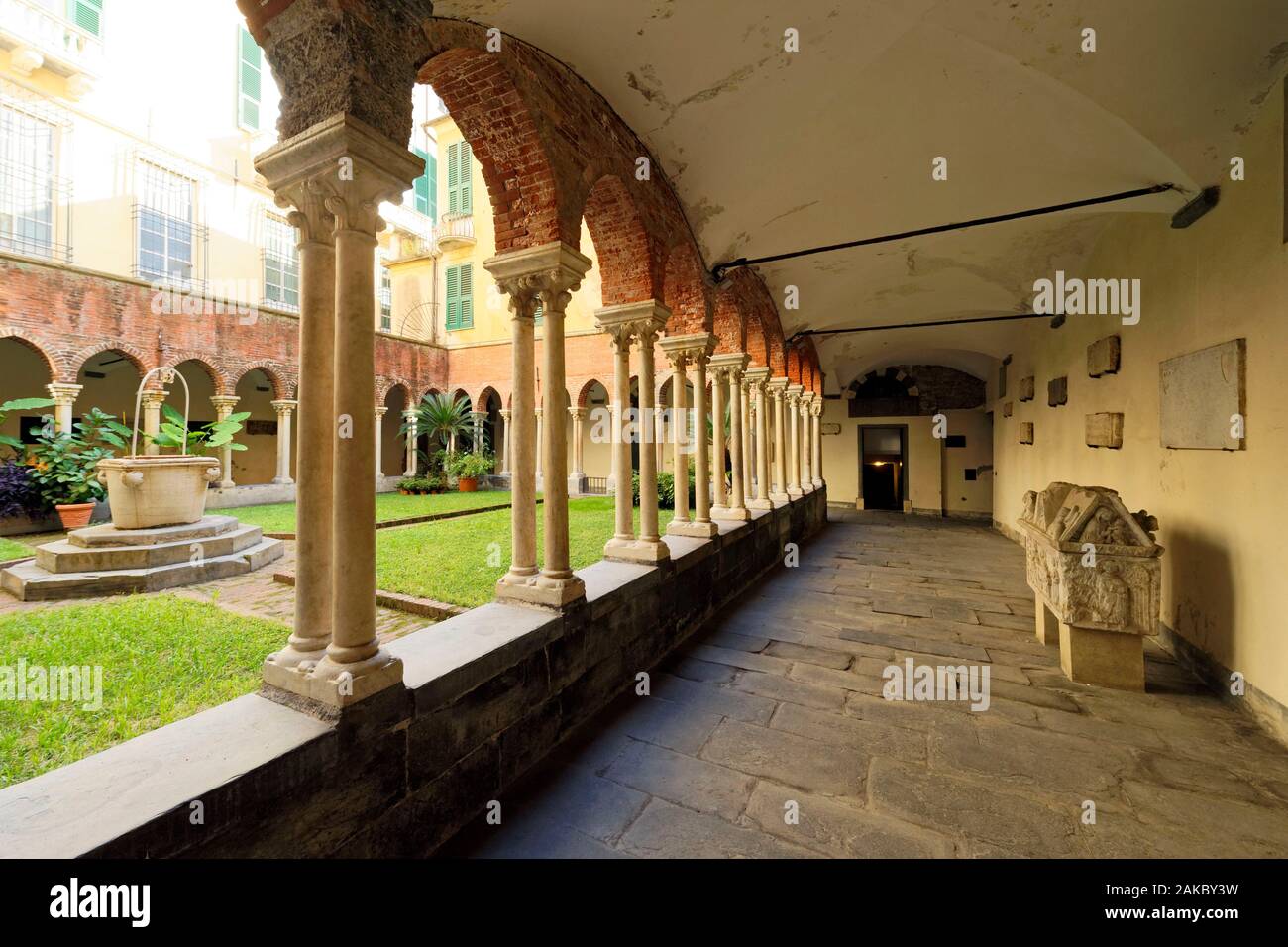 Italy, Liguria, Genoa, the historical centre, Chiesa di San Matteo ...
