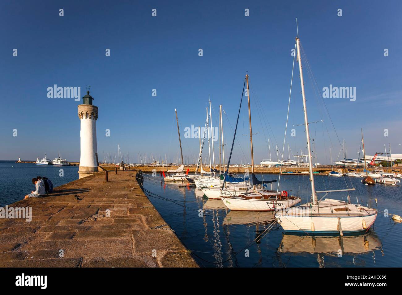 France, Morbihan, peninsula of Quiberon, the lighthouse of Port ...