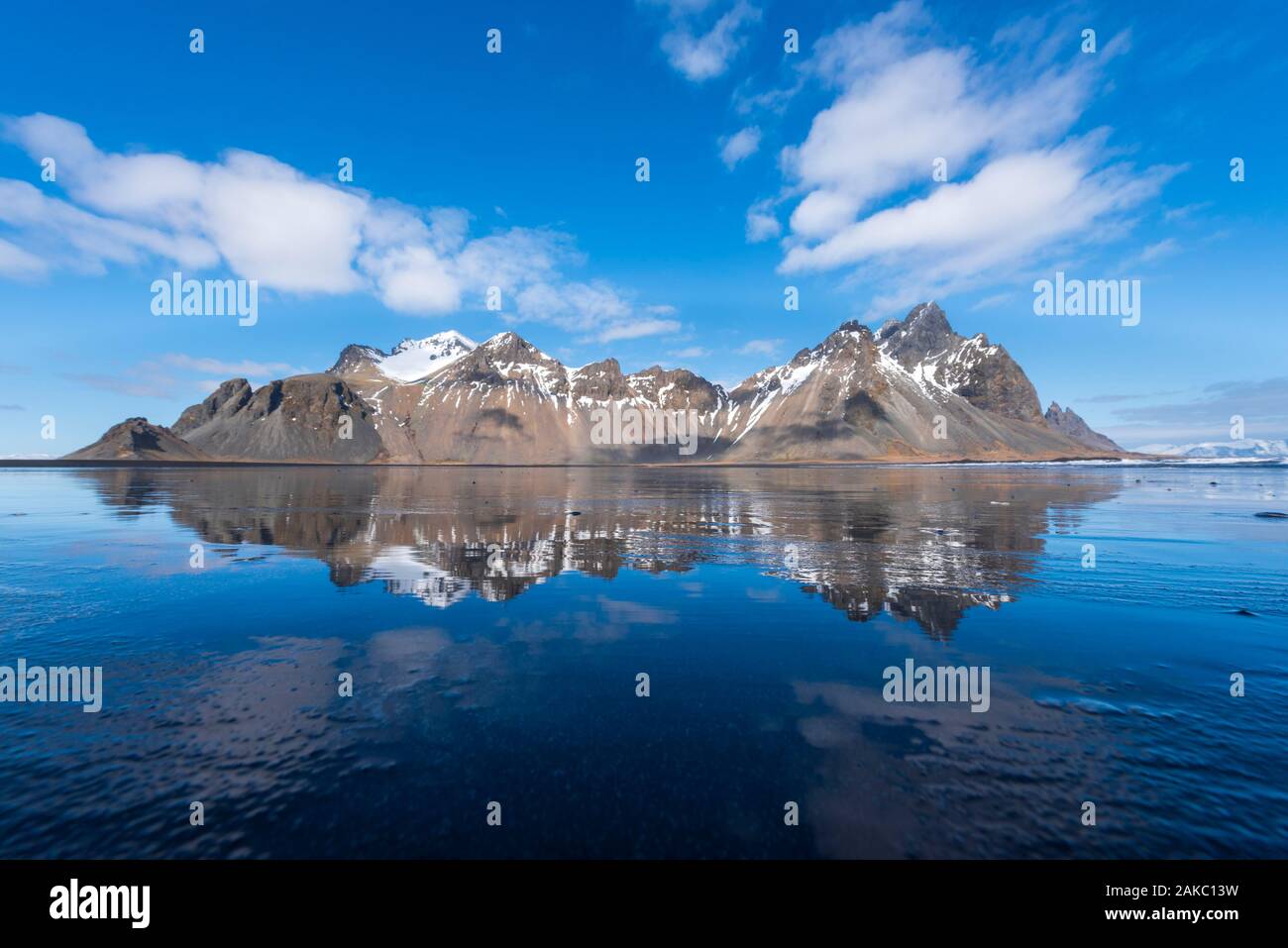Atlantic mountain mountains nature north ocean hi-res stock photography ...