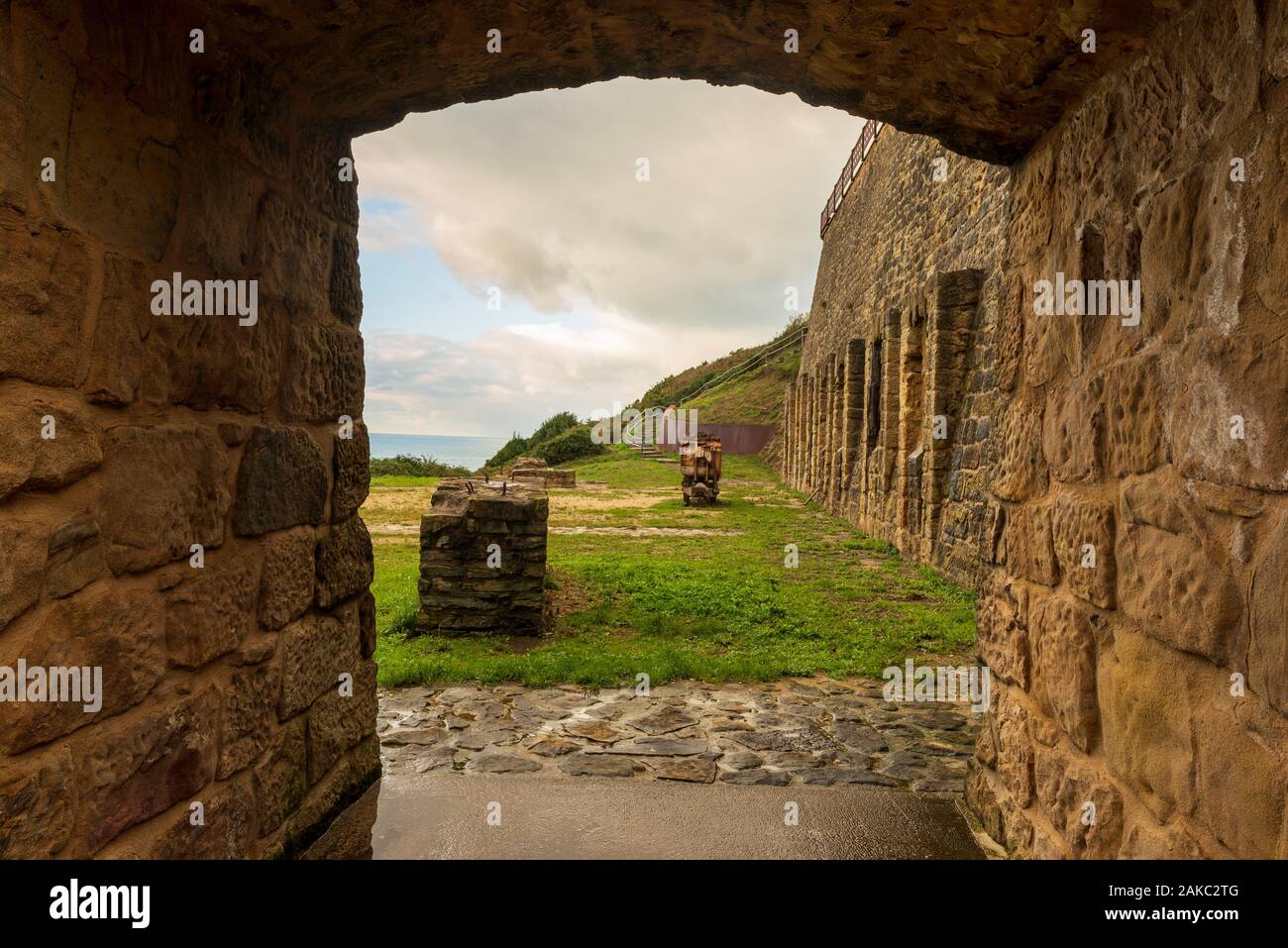 Abandoned weapons hi-res stock photography and images - Alamy