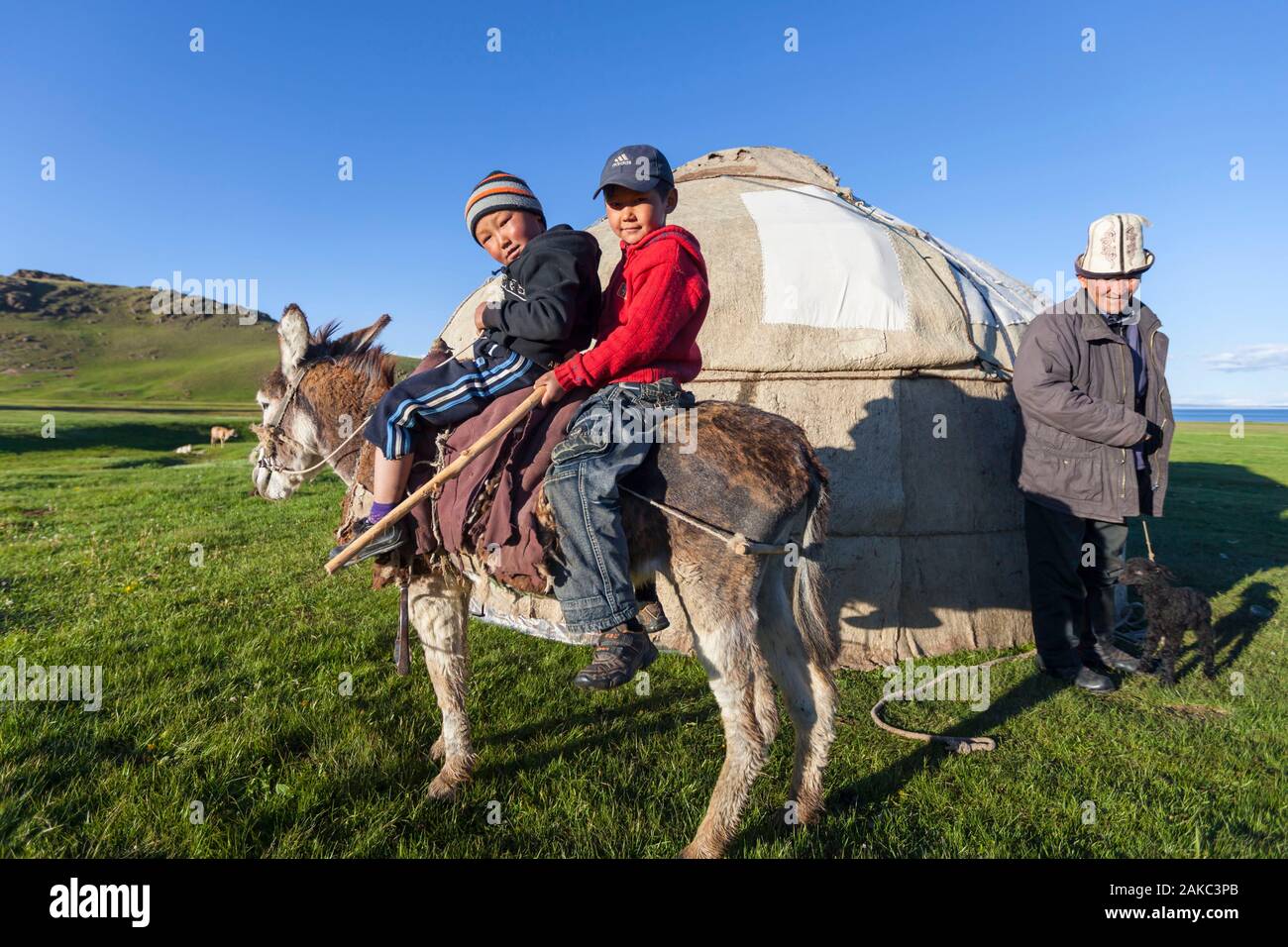 Kyrgyzstan, Naryn province, Son-Kol lake, altitude 3000m, nomadic man ...