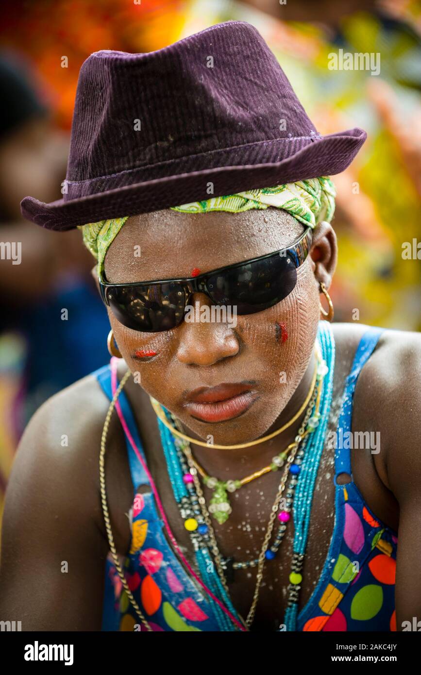 Ritual africa scarification hi-res stock photography and images - Alamy