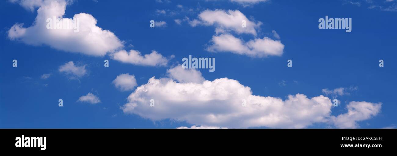 Land and sky view hi-res stock photography and images - Alamy
