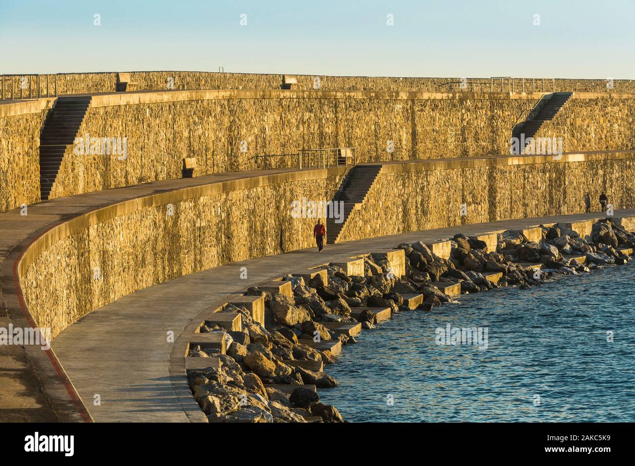 Urola river zumaia hi-res stock photography and images - Alamy