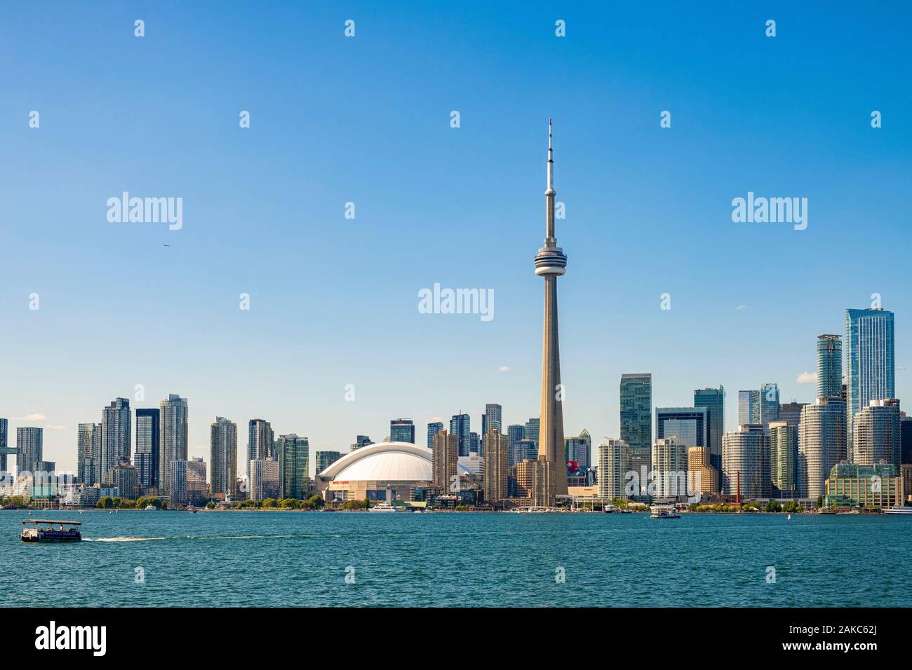 Canada, Ontario province, Toronto, Skyline and CN Tower Stock Photo - Alamy