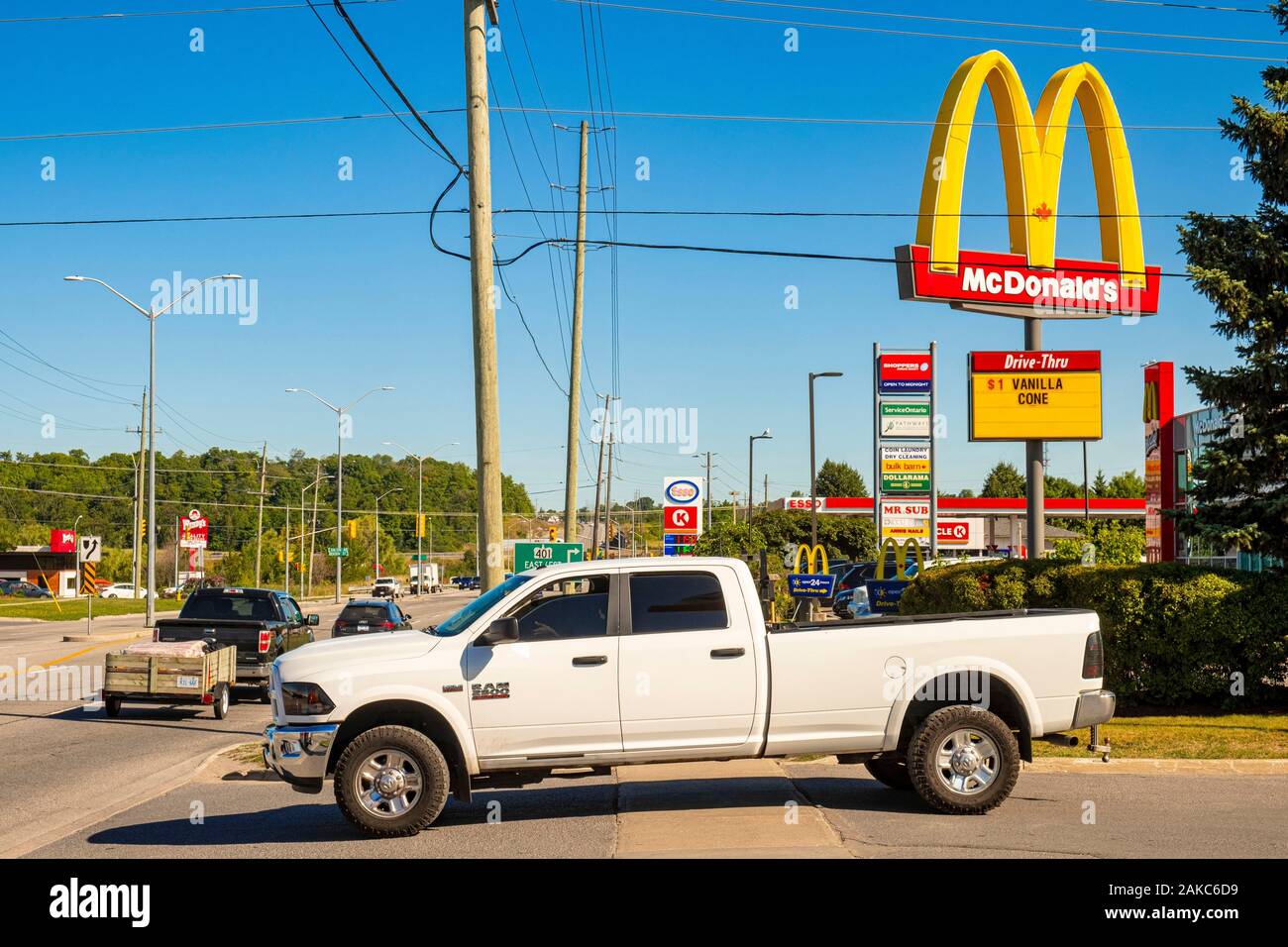 Fast food pick up car hi-res stock photography and images - Alamy