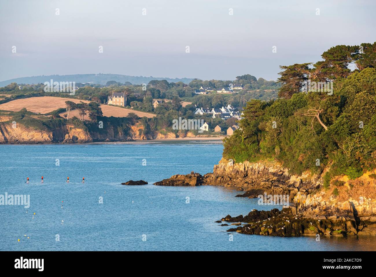 Coast douarnenez hi-res stock photography and images - Alamy