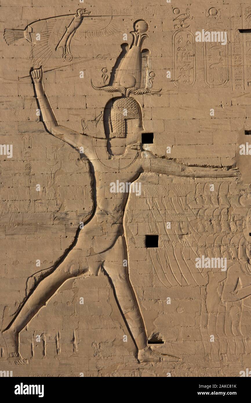 Egypt, Upper Egypt, Nile Valley, Edfu, giant pharaoh carved on the ...