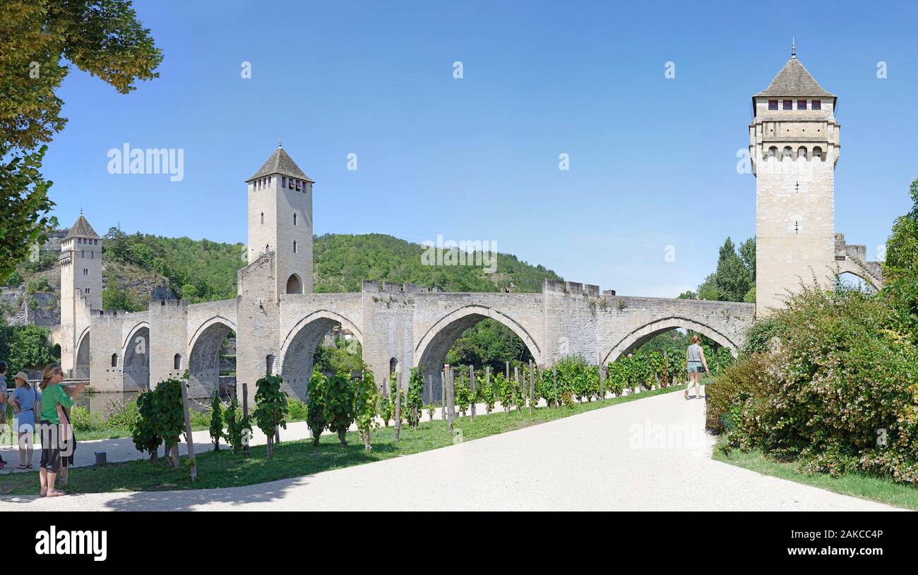 France, Lot, Cahors, the Valentre bridge, fortified bridge dated 14th ...