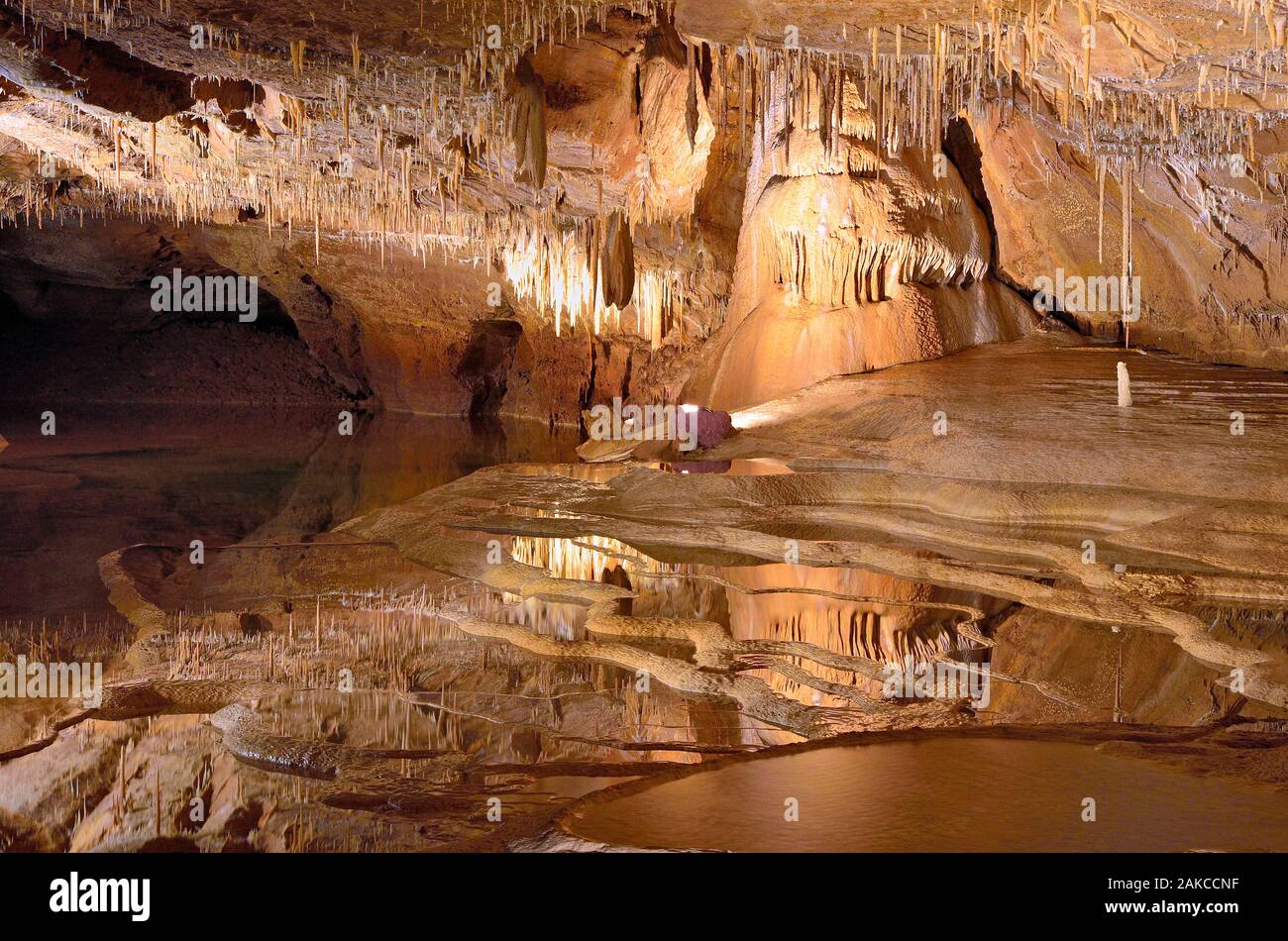 France lot lacave lacave caves hi-res stock photography and images - Alamy