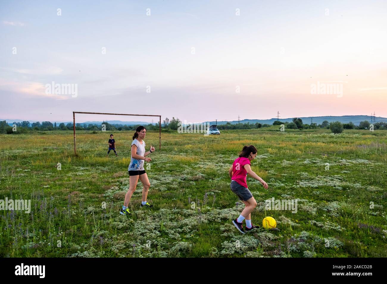 Romania football team hi-res stock photography and images - Alamy