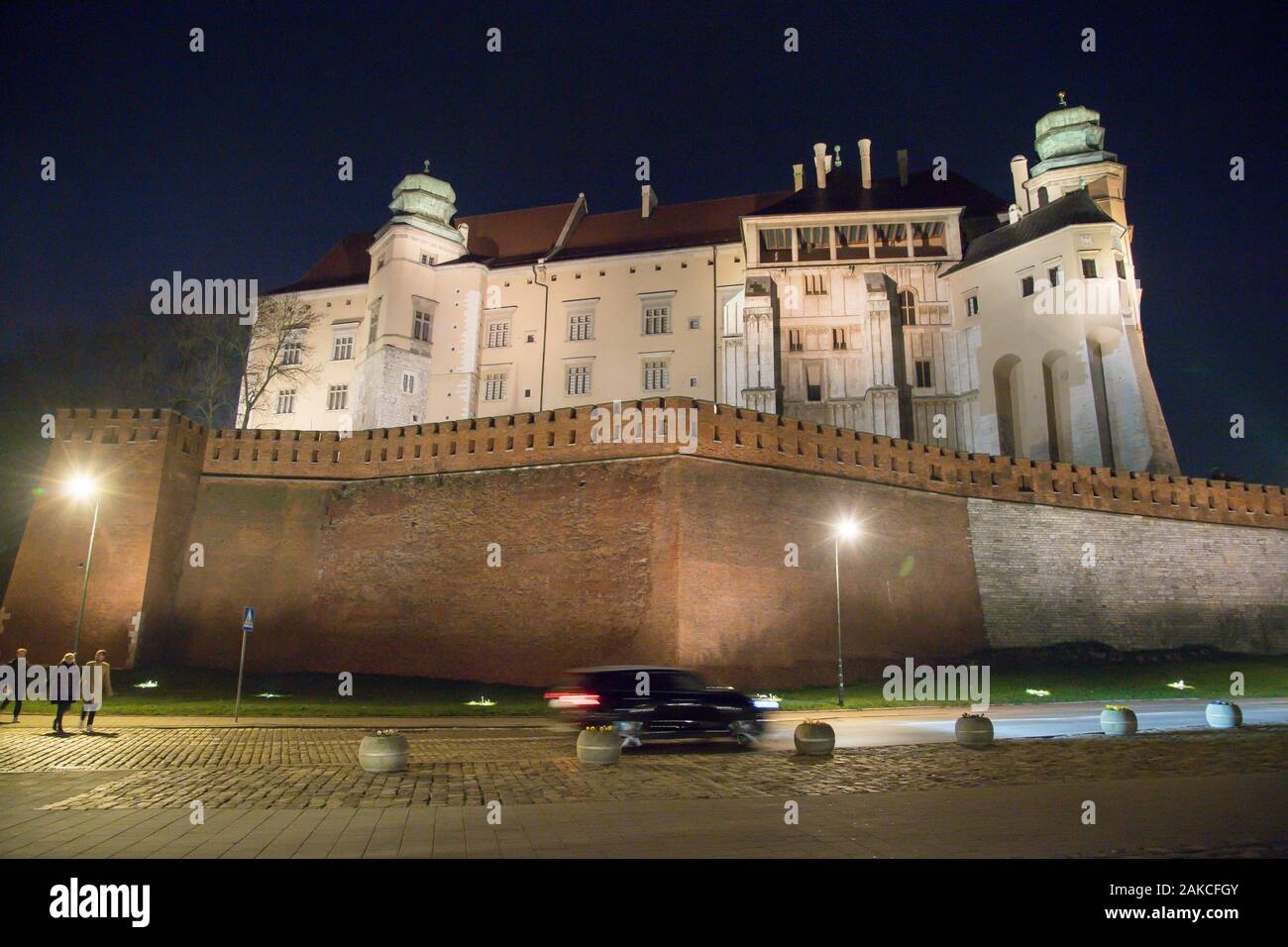 Gothic Renaissance Wawel Royal Castle in Krakow Old Town listed World ...