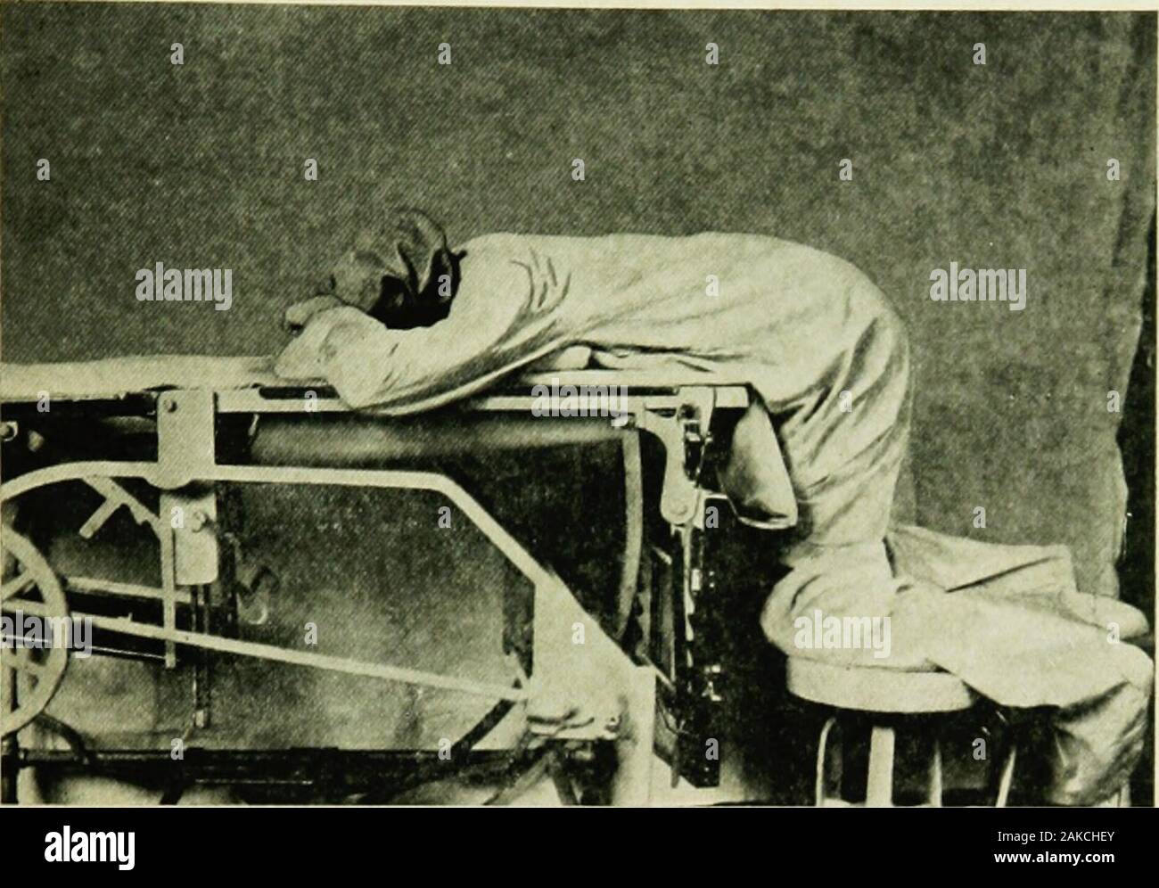 The art of anaesthesia . Fig. 25.—Prone position. COMPLETE GENERAL ...