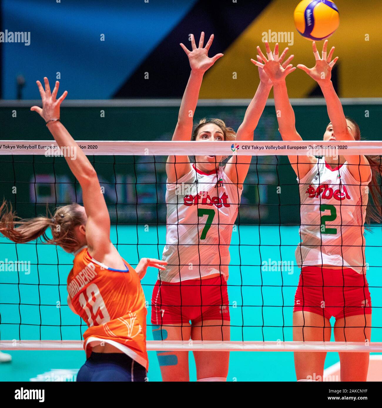 Nasya dimitrova hi-res stock photography and images - Alamy